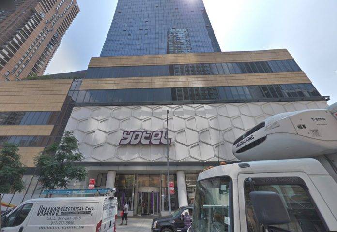 Se suicidan en un hotel y dejan propina a la recamarera